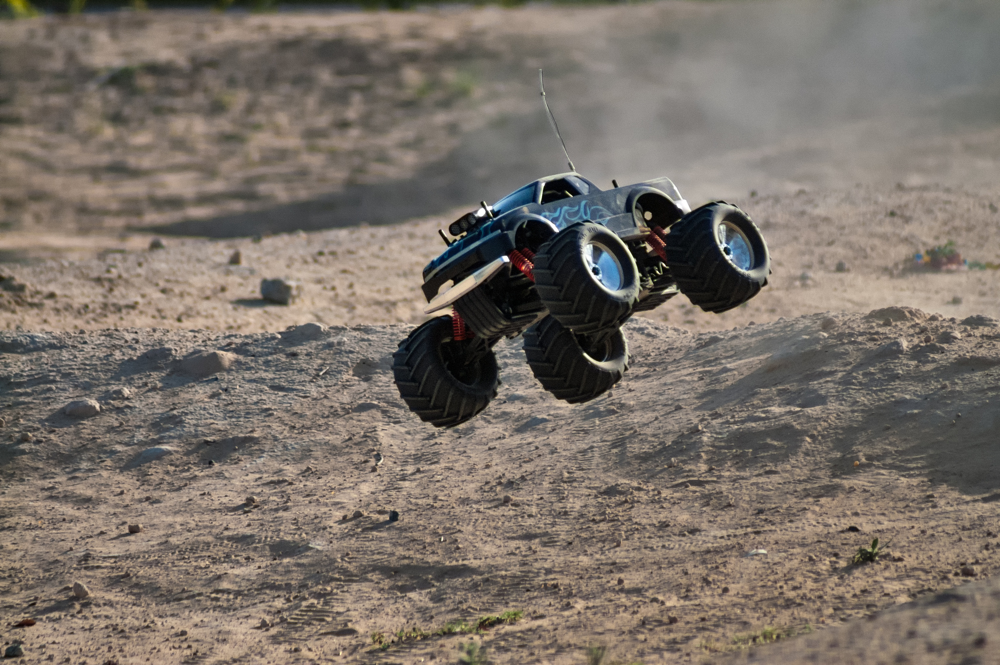 Be a Racing Rockstar! 10 Tips for Racing RC Cars