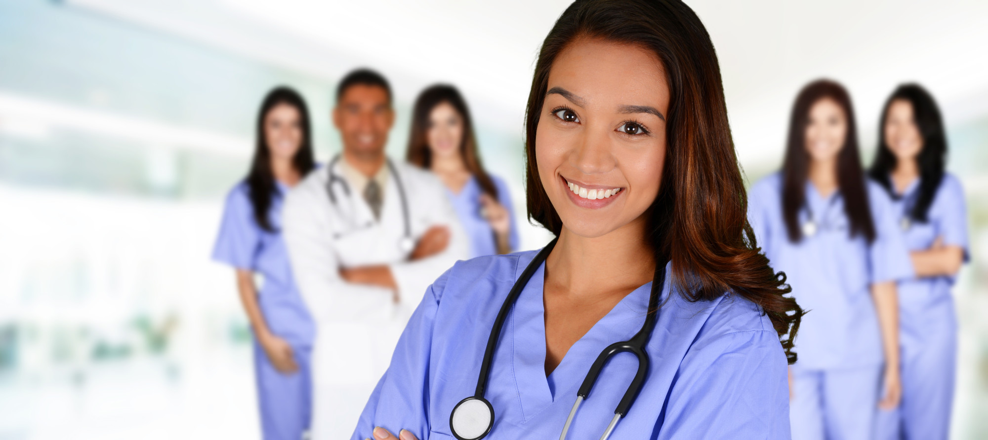 7 Steps to Start a Career in International Travel Nursing