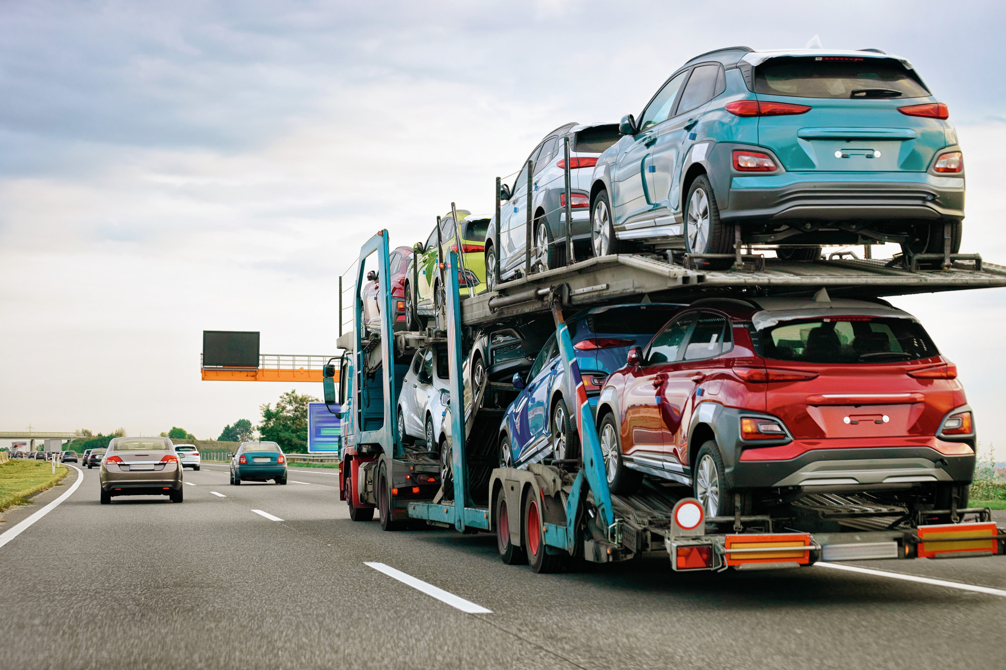 Starting a Car Hauler Service: 3 Important Considerations