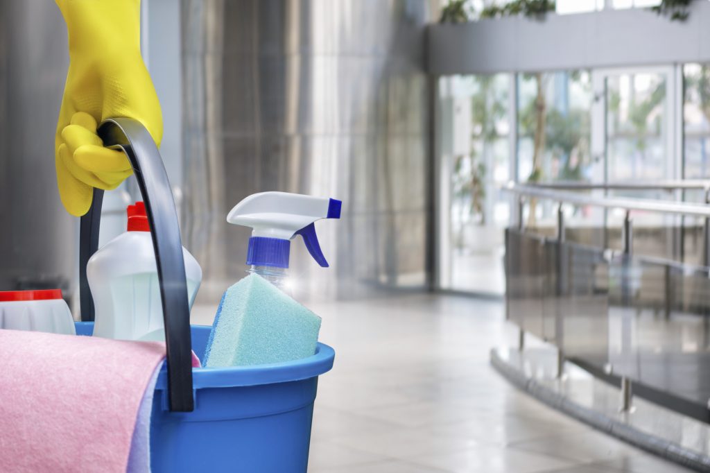 Top 5 Factors to Consider When Buying Commercial Cleaning Products